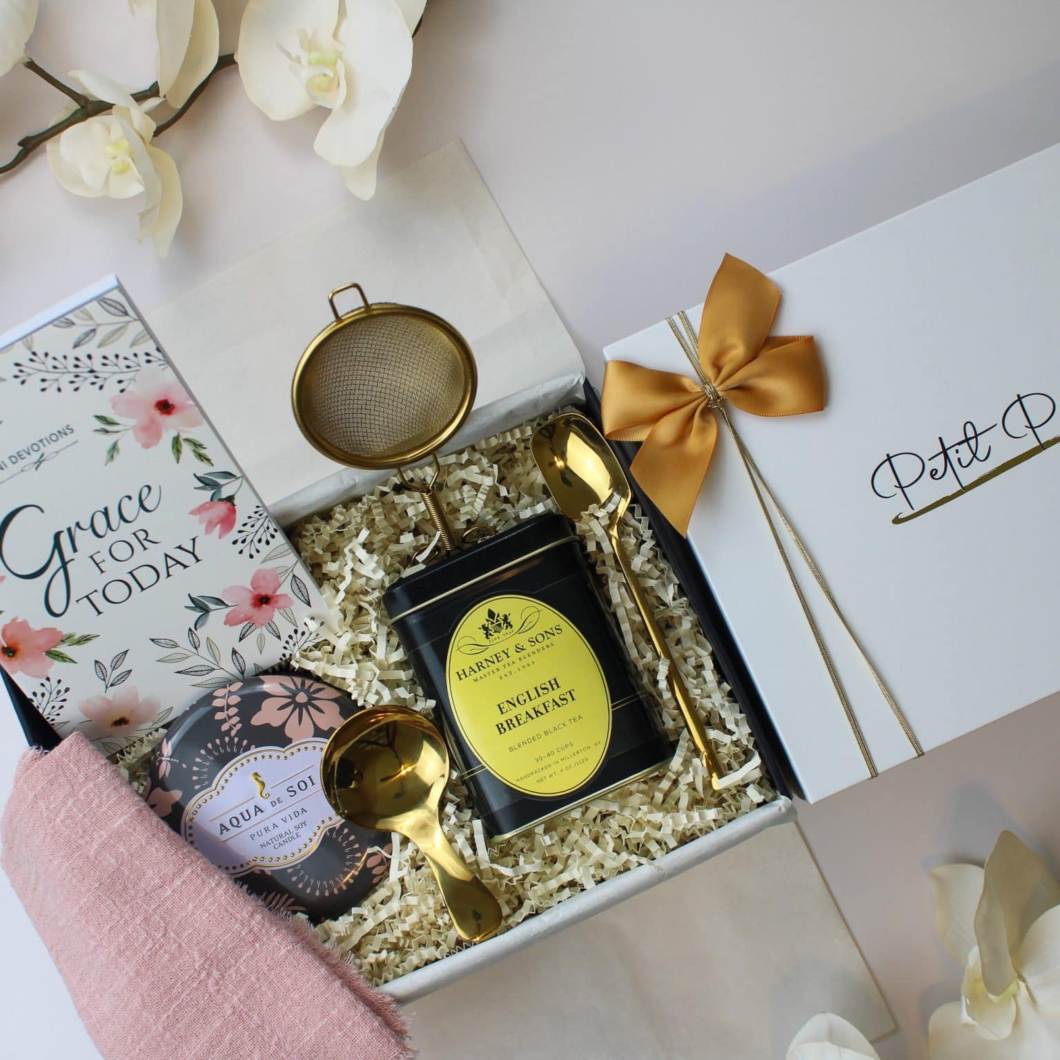 Shop Personalized Gift Boxes | Unique Custom Gifts | Petit Pressie